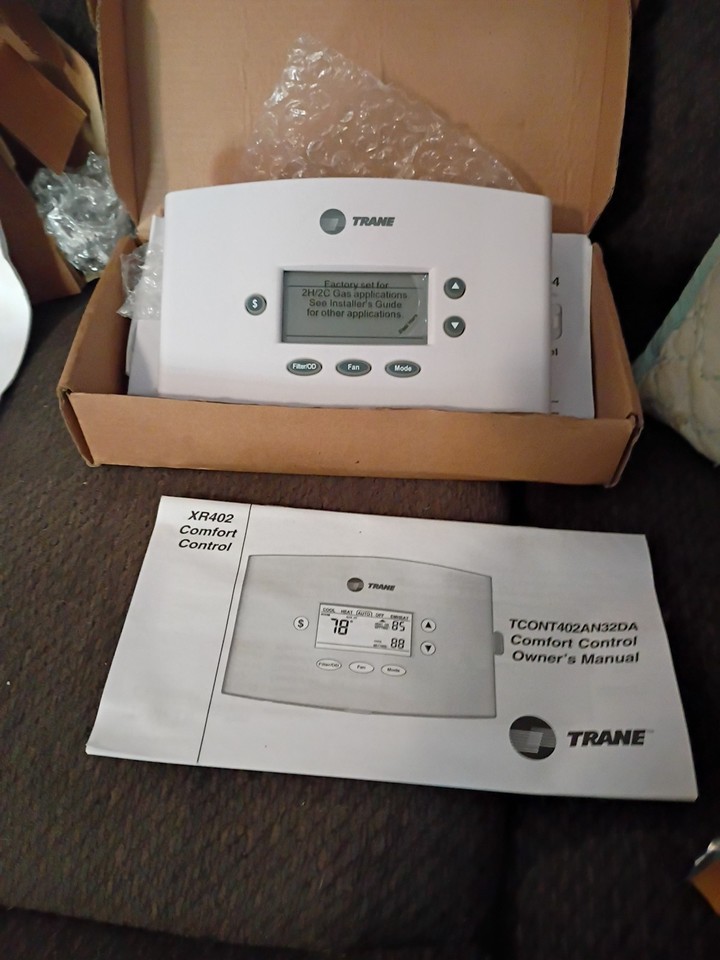 Trane Thermostat XR402 Comfort Control TCONT402AN32DAA | eBay