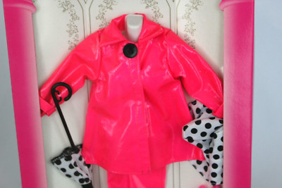 Barbie Hot Pink Rain Coat Polka Dot Umbrella Scarf Fashion Avenue 1995 ...
