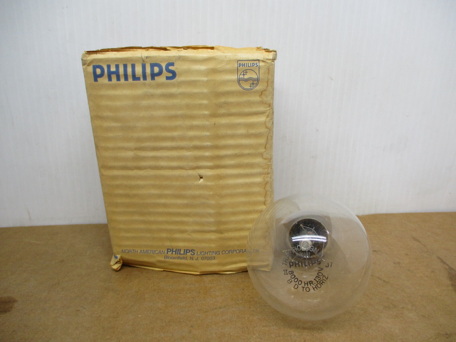 69 WATT A21 traffic signal clear LIGHT BULB 69w LAMP 660 lumen 130v ...