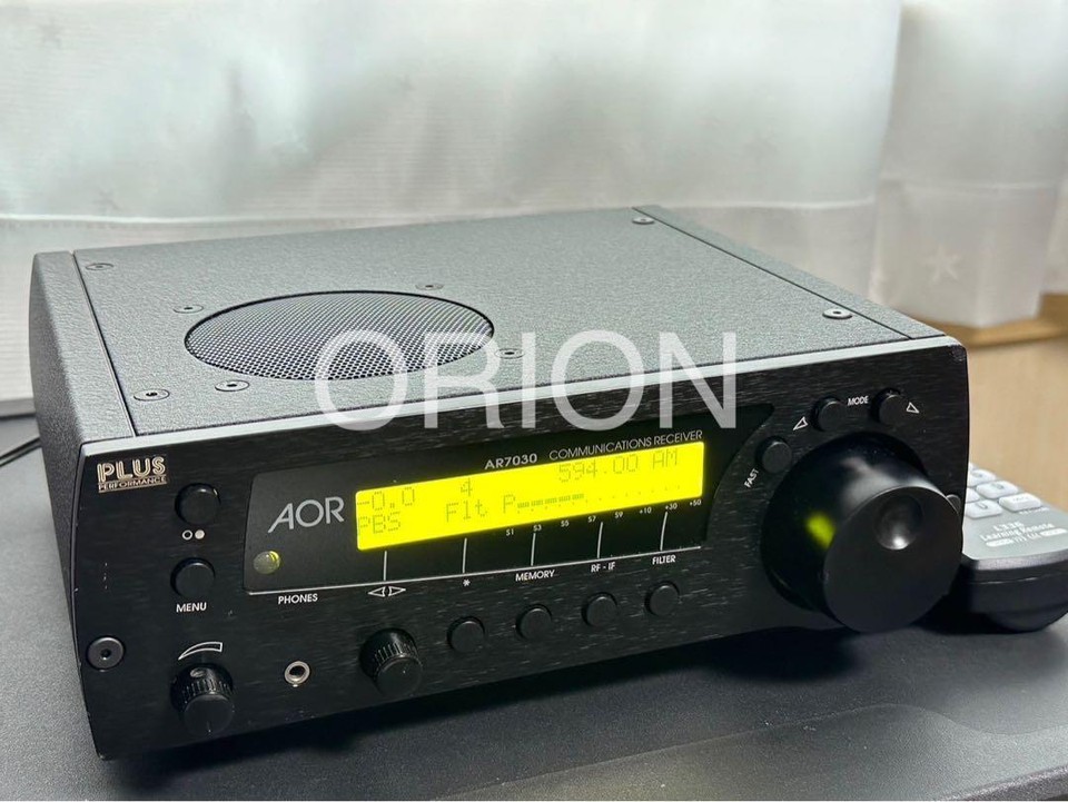 AOR AR7030 PLUS COMMUNICATIONS RECEIVER with Power Adapter and Remote ...