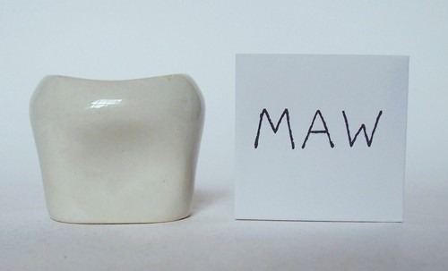 RARE EYE BATH EYE CUP, PRINTED 'MAW' ON BASE | eBay