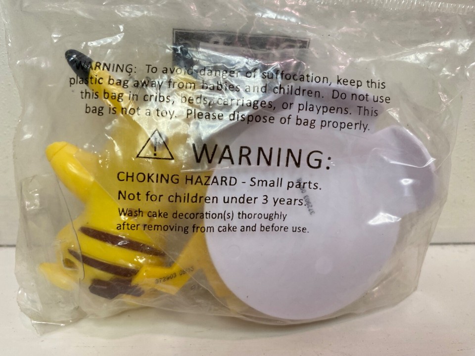 DecoPac Pokémon Light Up Pikachu DecoSet Cake Topper Birthday #38272 | eBay