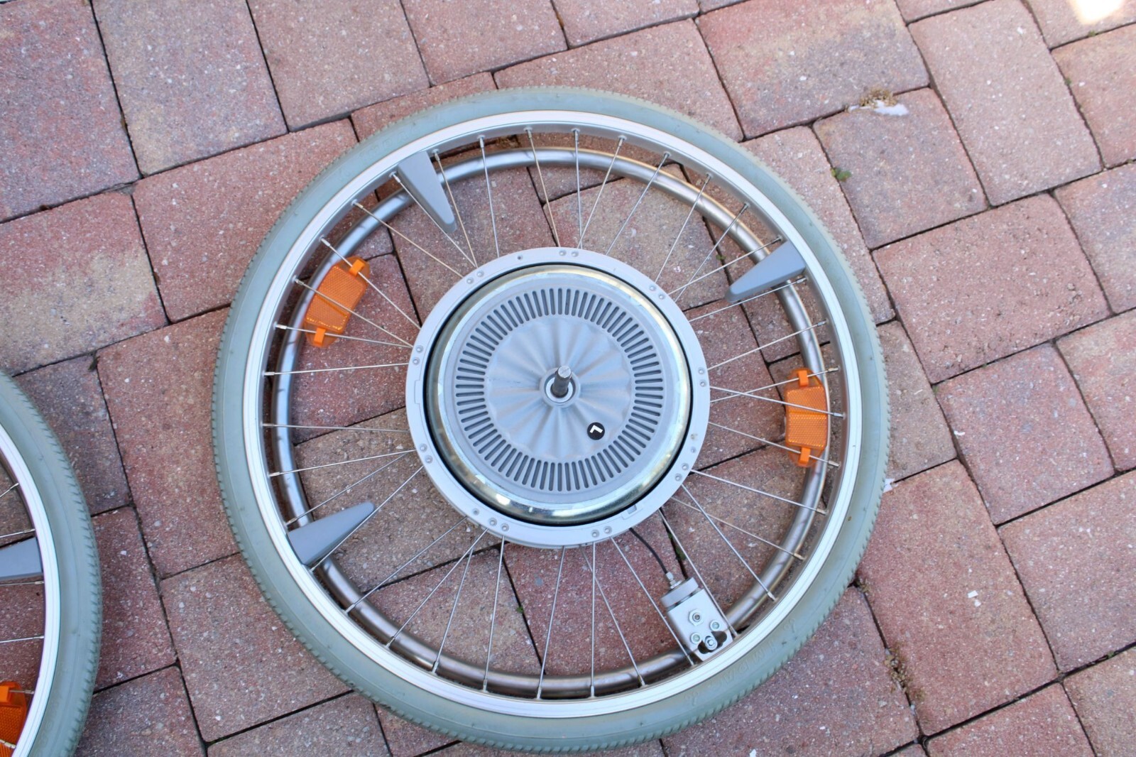 eMotion Alber 24" Wheel Chair Wheels Power Assist 92479 | eBay