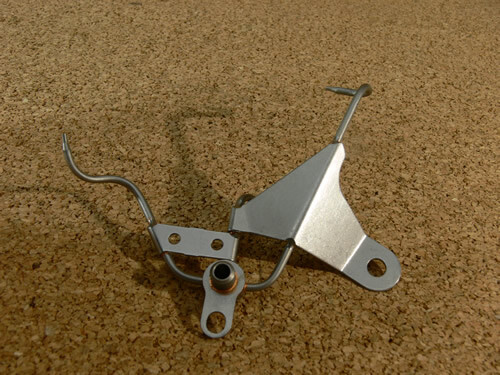 GENUINE LAND ROVER CAMSHAFT LUBRICATING JET UPPER LR4 SPORT RANGE ROVER ...