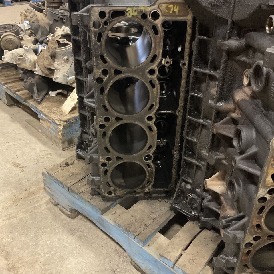 2003-2010 Ford 6.0L Powerstroke V8 Diesel Engine Bare Block 18mm/20mm ...