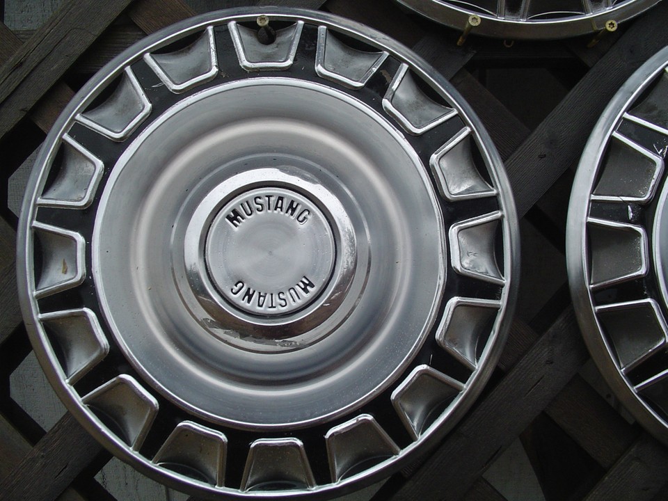 VINTAGE 1970 FORD MUSTANG HUBCAPS WHEEL COVERS CENTER CAPS FOMOCO ...