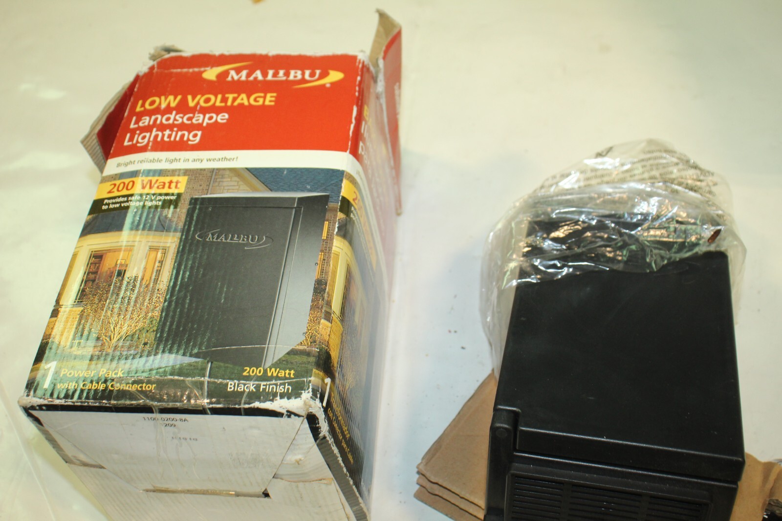 Malibu Low Voltage Landscape Lighting Power Pack 200W | eBay