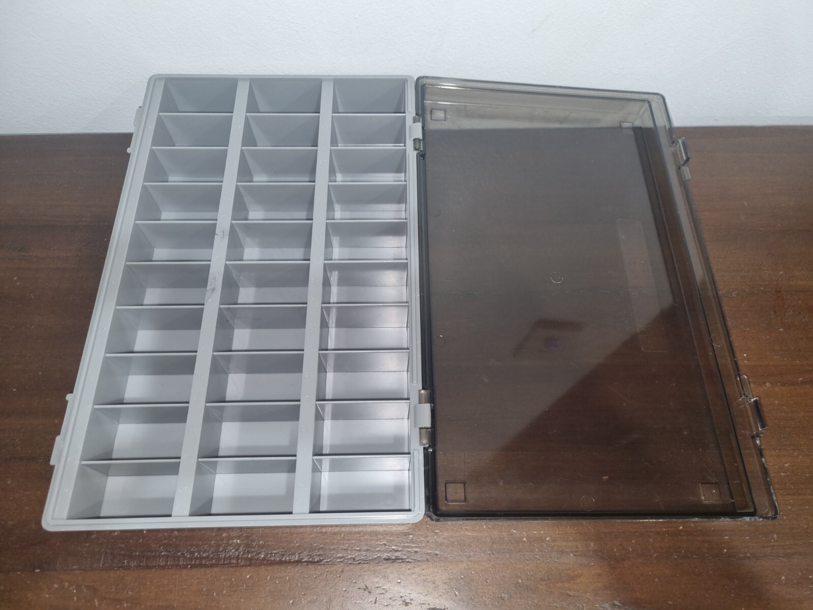 VINTAGE EMPTY PHOTOGRAPHIC SLIDE STORAGE BOX HOLDS UP TO 600 SLIDES ...