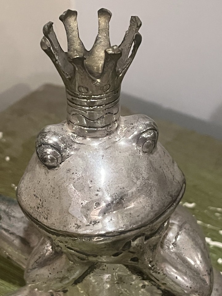 Statue Frog with Crown Buddhism Metal Made in Indonesia 5'' Zen Decor ...