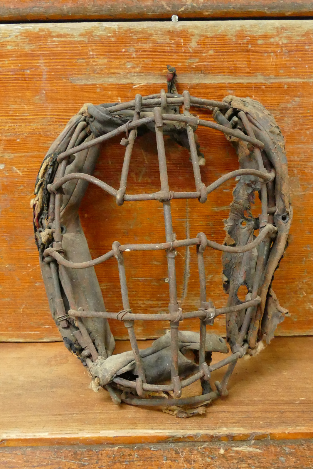 Vintage Early 1900s Spider-Man Style Leather & Steel Baseball Catchers ...