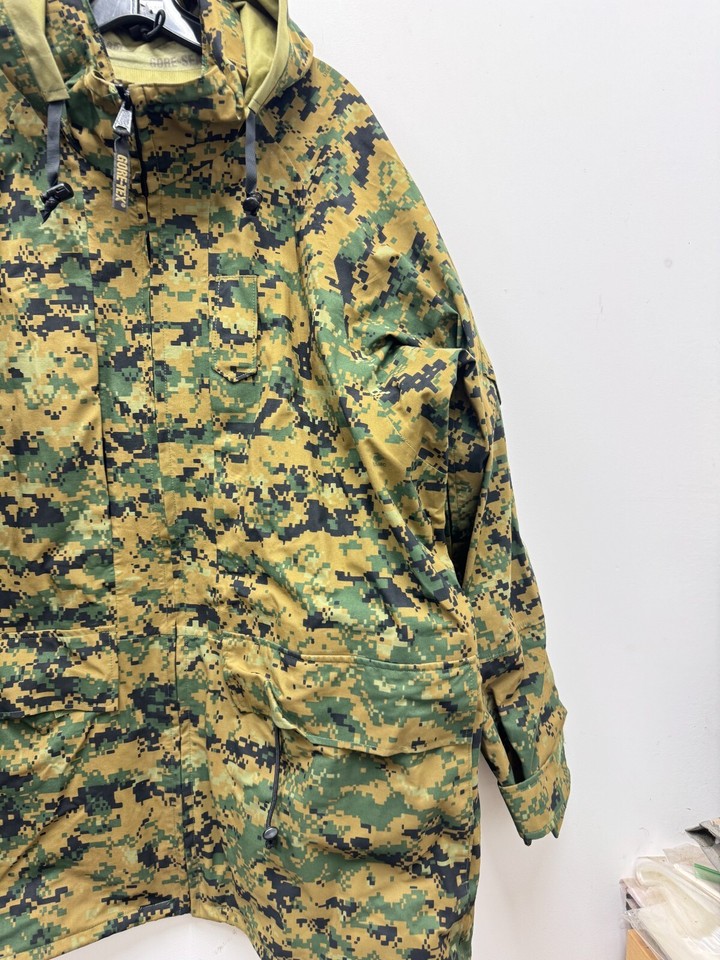 New Genuine Usmc Apecs Gore Tex Digital Marpat Cold Weather Parka - X ...