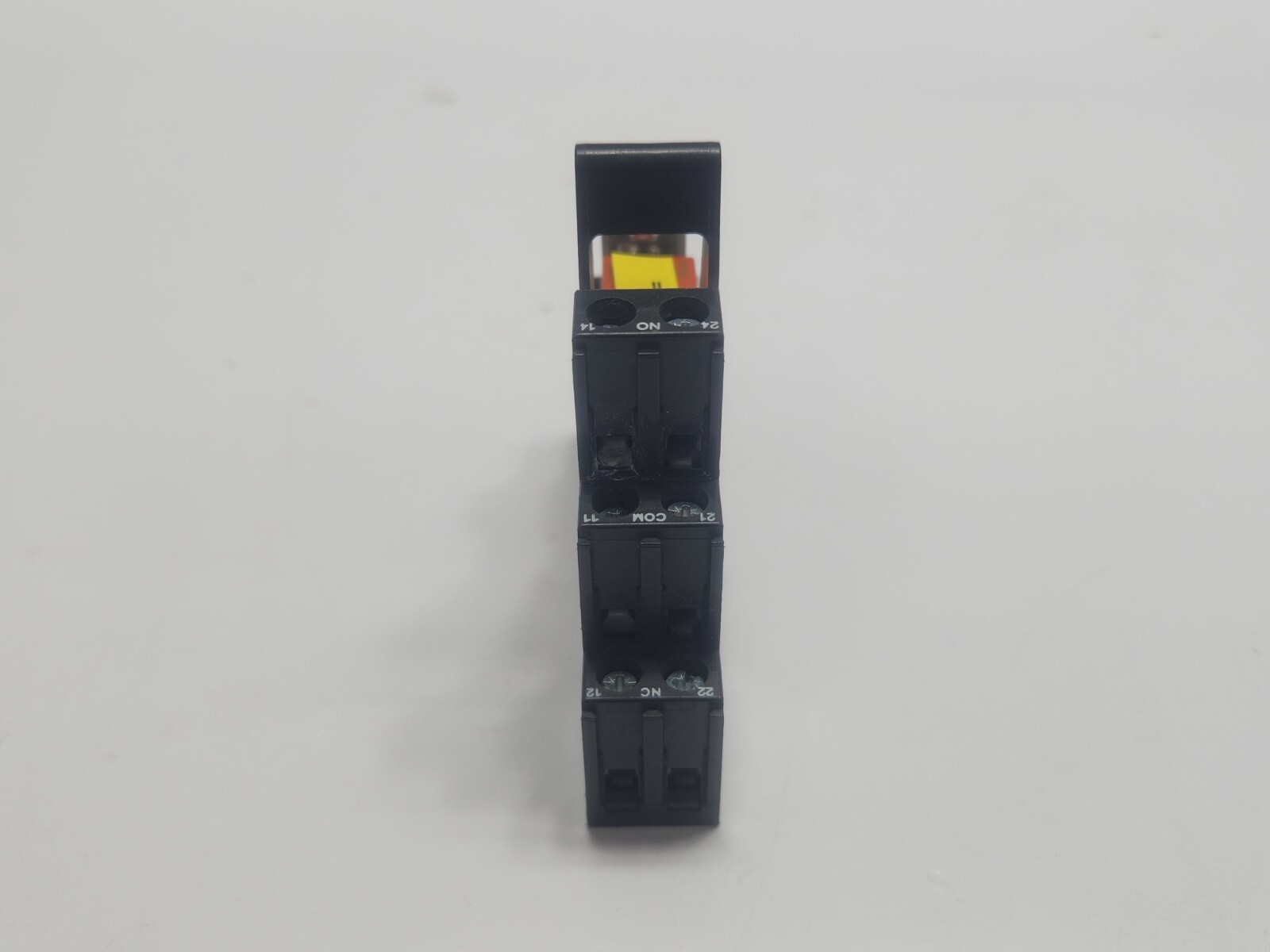 SIEMENS LZS:RT4B4L24 PLUG-IN RELAY COMPLETE UNIT LZS:RT78726 | eBay