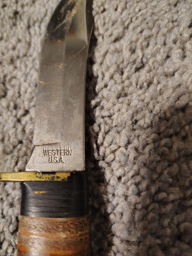 VINTAGE WESTERN (#L66) STACK LEATHER HUNTING KNIFE W/SHEATH- V.G./USED ...