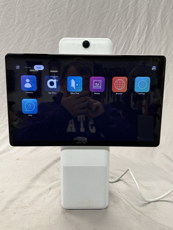 Meta Facebook Portal Plus Smart Video Calling 15.6” Touch Screen ...