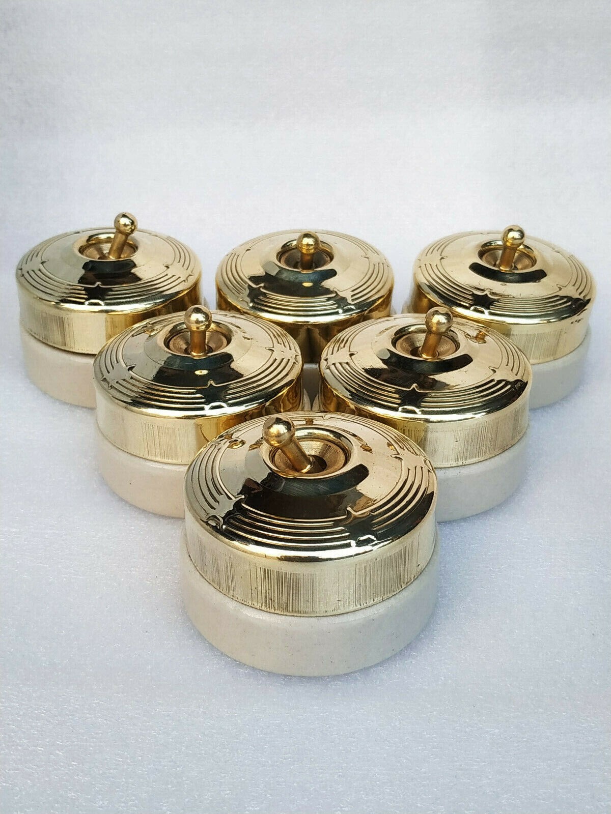 VINTAGE BRASS AND CERAMIC ELECTRIC SWITCH BUTTON STAR DESIGN 1 WAY HOME ...
