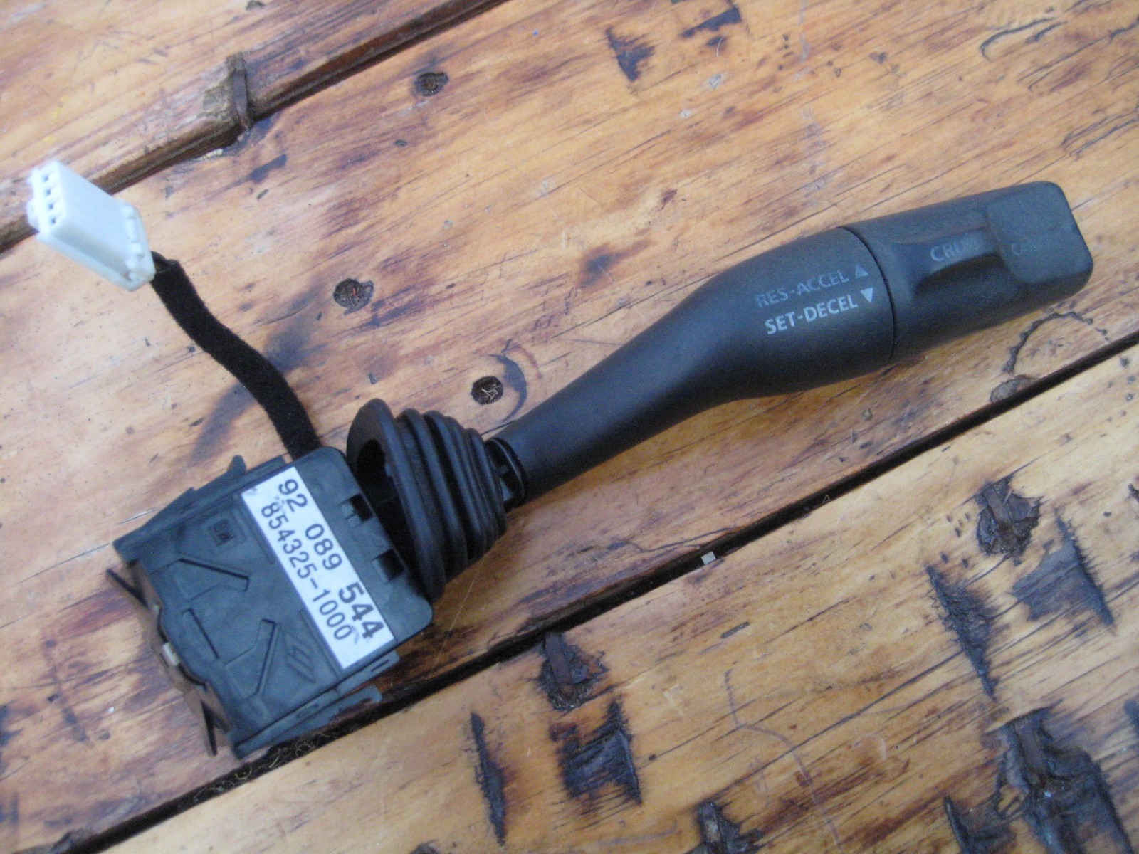 Holden Commodore VY VZ Indicator Cruise Control Switch | eBay Australia