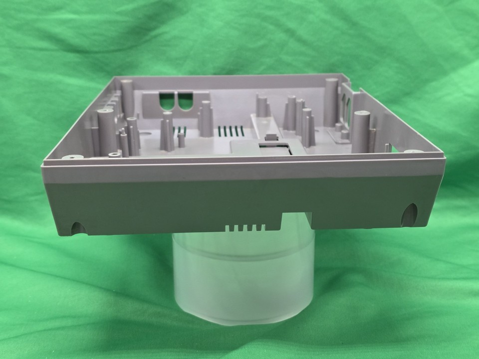 Official Original Nintendo NES OEM Bottom Shell/Housing NES-001 No ...