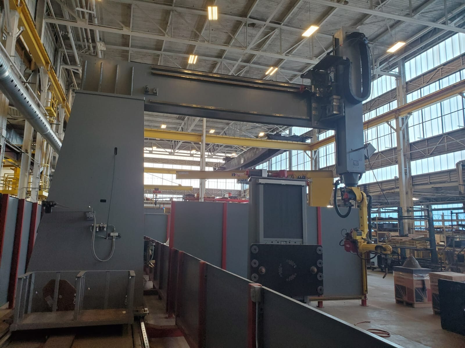 FANUC Robot ArcMate 120iC Welding Robot, R30iB 40m Dual Gantry ...