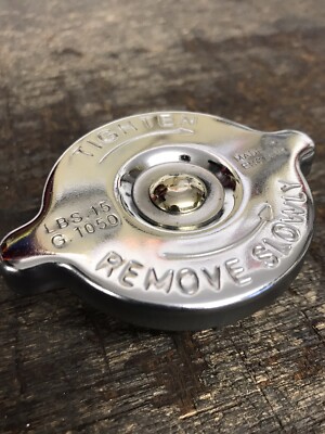 PUSH AND TWIST CAR LARGE RADIATOR CAP MIRROR POLISHED HEADER TANK cap ...
