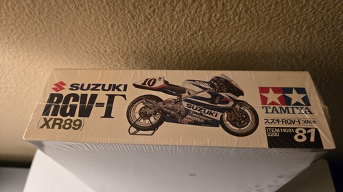 Tamiya 1/12 Scale Model Kit Suzuki RGV XR89 MotoGP Bike - Factory ...