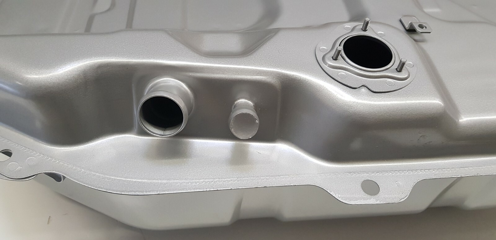 Tank Benzintank Kraftstofftank Mitsubishi Lancer CS Bj. 03- | eBay.de