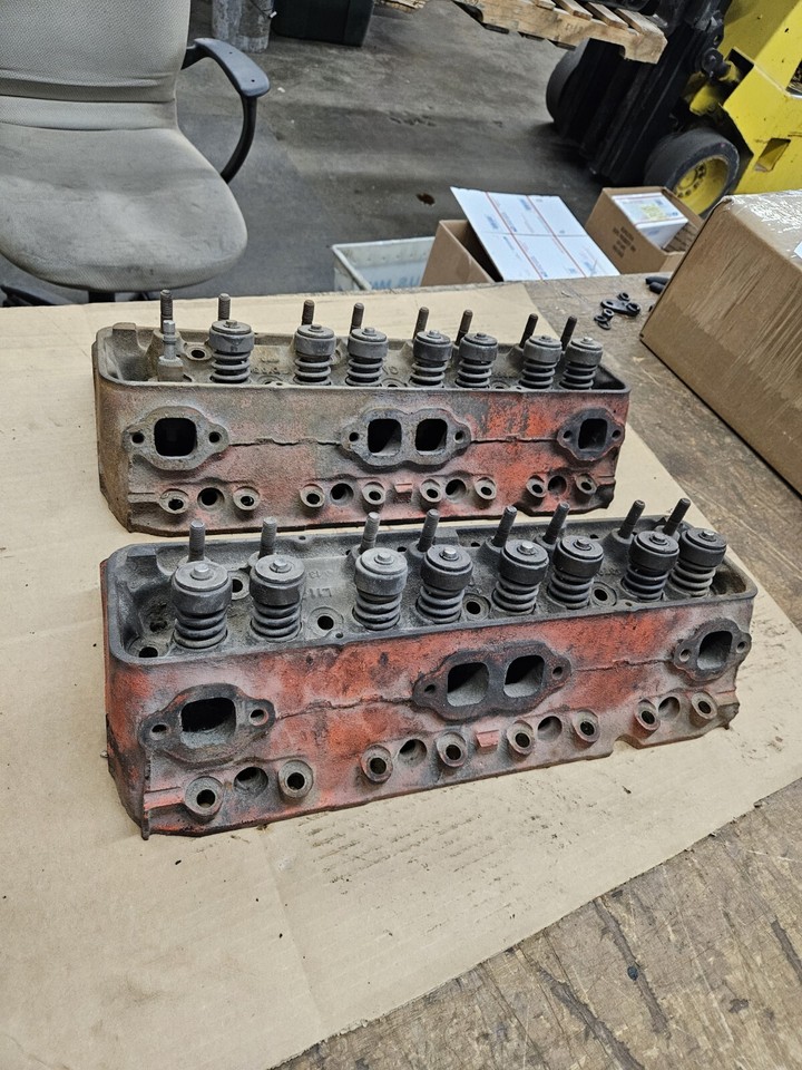 1963 1964 Corvette 283 327 SBC Power Pack Heads Small Block Chevy ...