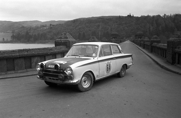 Dan Margulies Peter O' Gorman Lotus ford Cortina MkI 1968 Old Photo 1 ...