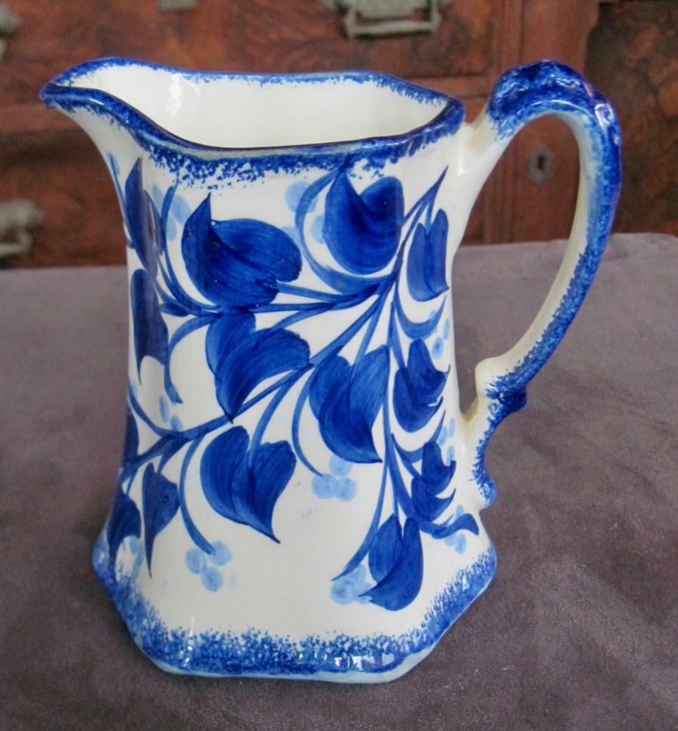 Clinchfield Artware Hand Painted Southern Potteries 5" Cobalt & White ...