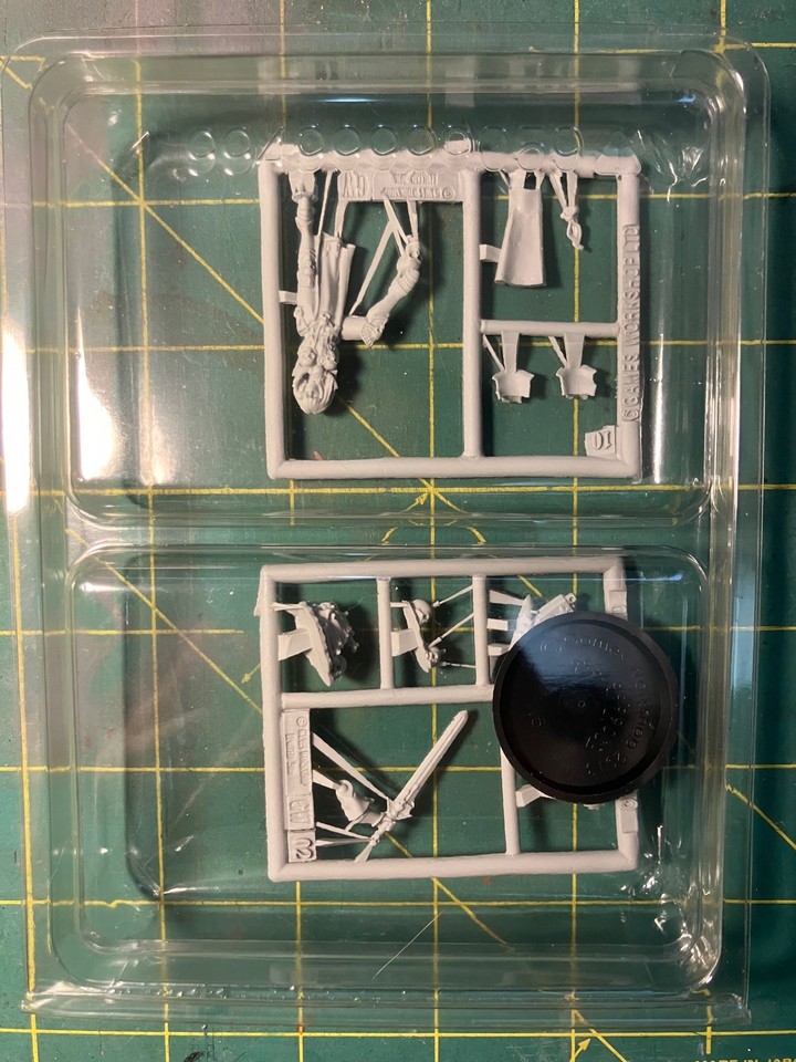 Games Workshop Warhammer 40k Adeptus Sororitas Canoness Veridyan OOP ...