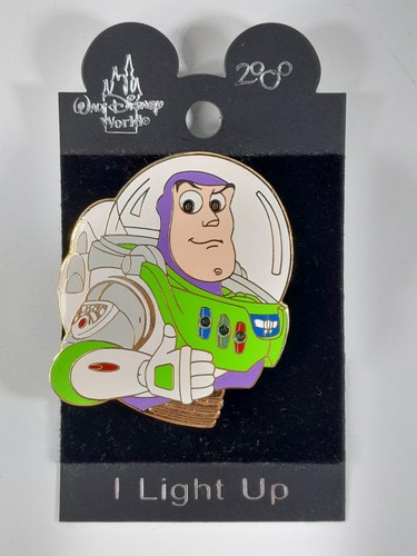 2000 Buzz Lightyear Thumbs Up Disney Light Up Pin 2227 LE 7500 | eBay