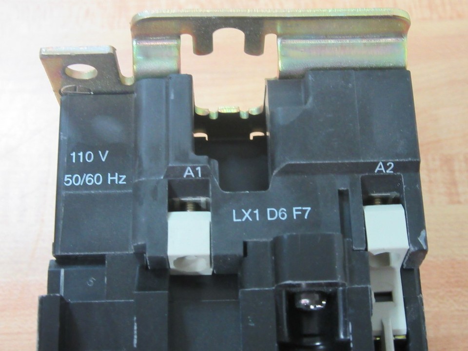 Telemecanique LC1 D6511 Contactor LC1 D6511 F7 W/O Front Cover (Pack of ...