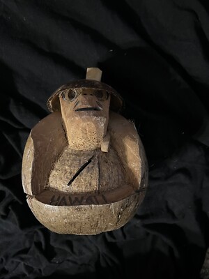 Vintage Hawaii Hand Carved Coconut Monkey Coin Bank Hand made souvenir ...
