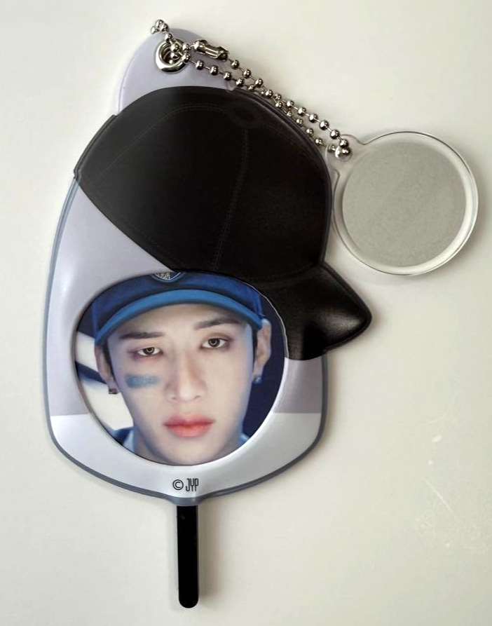 Stray Kids Wolf Chan Mini Paper Fan Image Picket Keychain dominATE ...