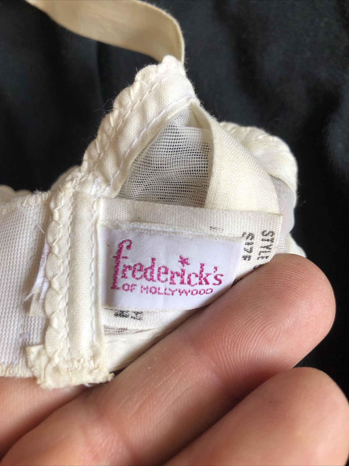 VINTAGE BULLET BRA Fredrick’s Of Hollywood 34B CONE … - Gem