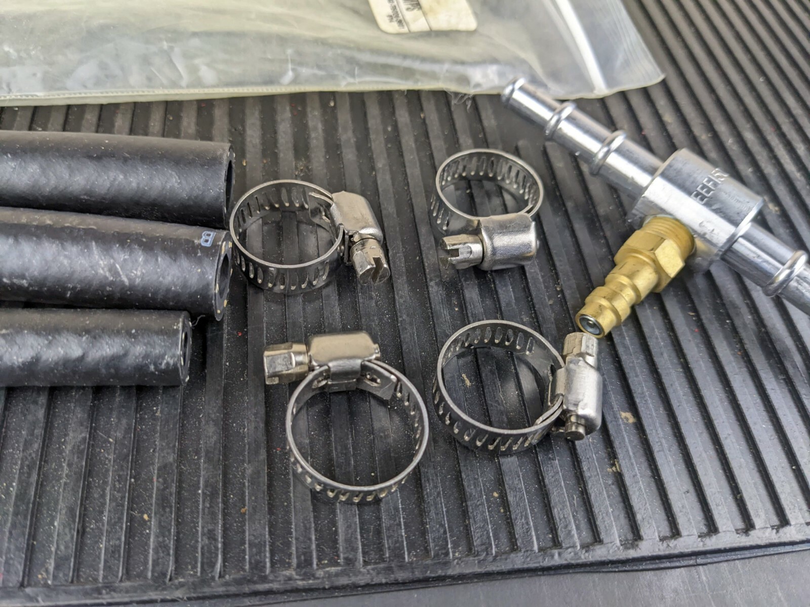 Snap-on Tools EEFI500A Master Fuel Injection Pressure Gauge Set for ...