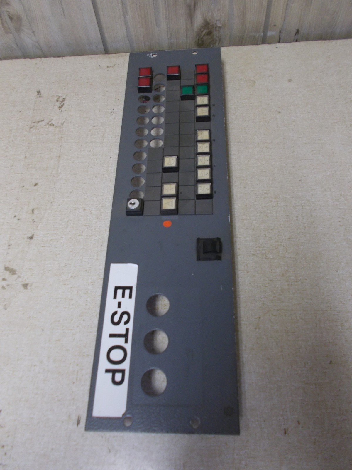Emergency Stop Panel w/ 17-Buttons w/ Lock 51-282-025 51-256-025 *FREE ...