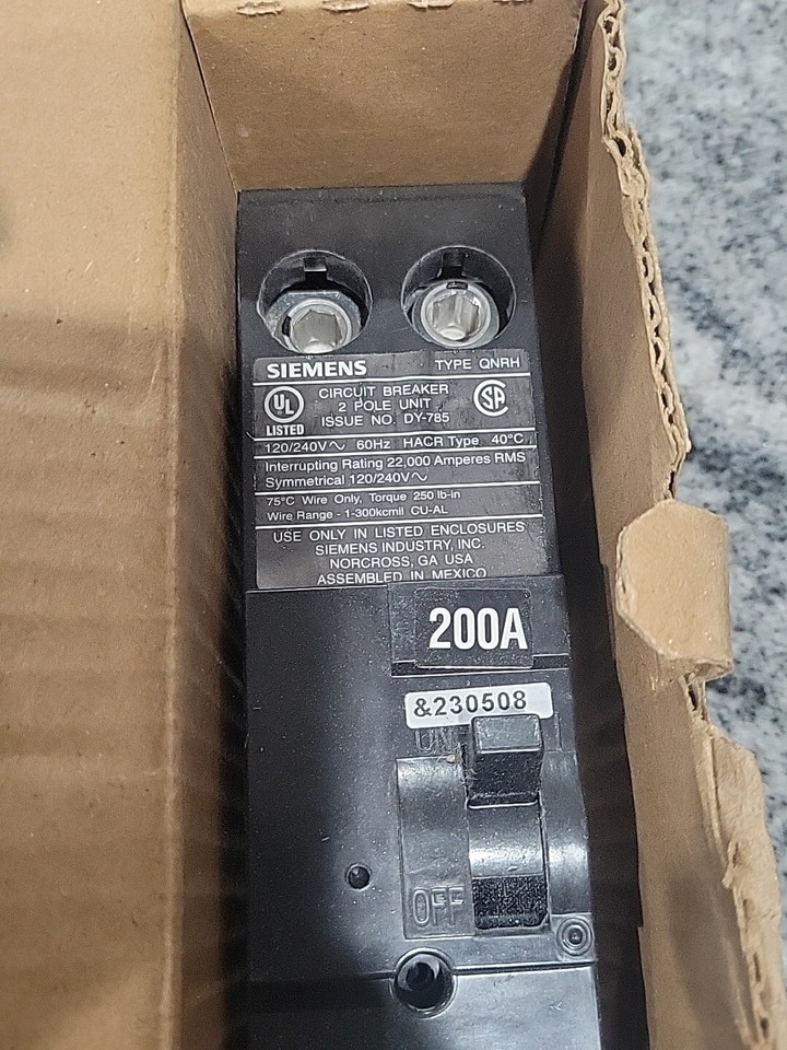 FREE SHIPPING NEW Siemens Type QN2200RH QNRH 200 Amp 2 Pole Circuit ...