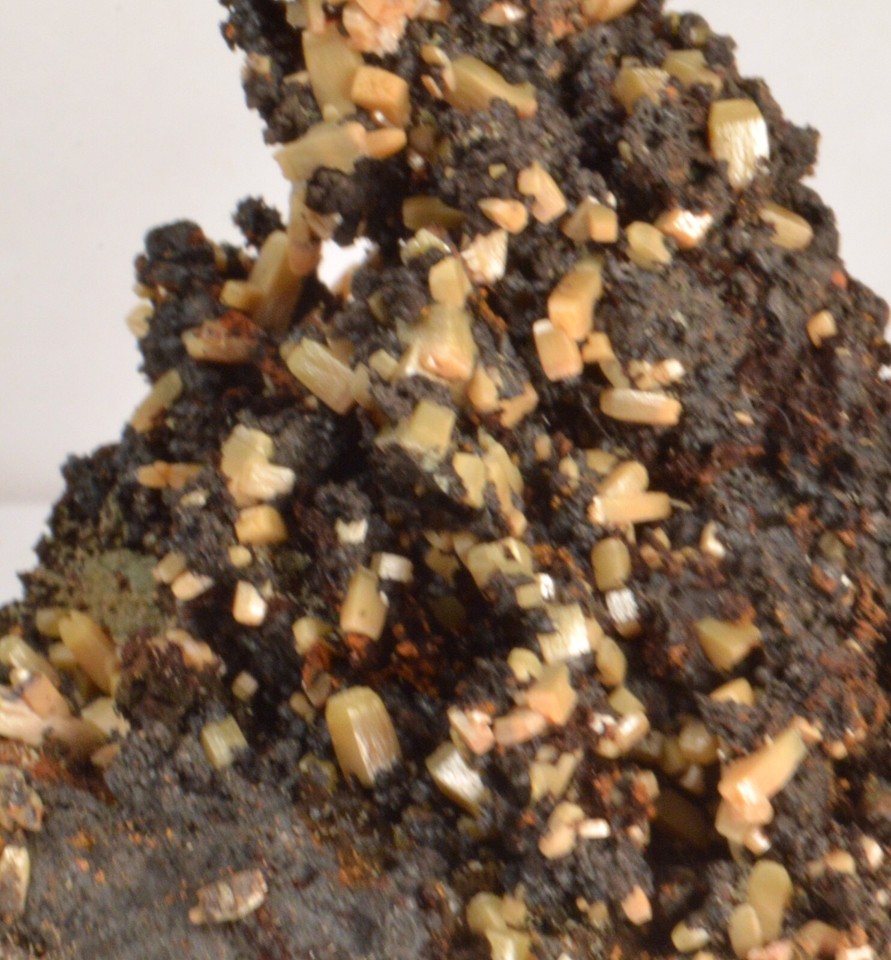 #11,960 Wulfenite on Bright Green Mimetite - Mapimi, Mexico | eBay