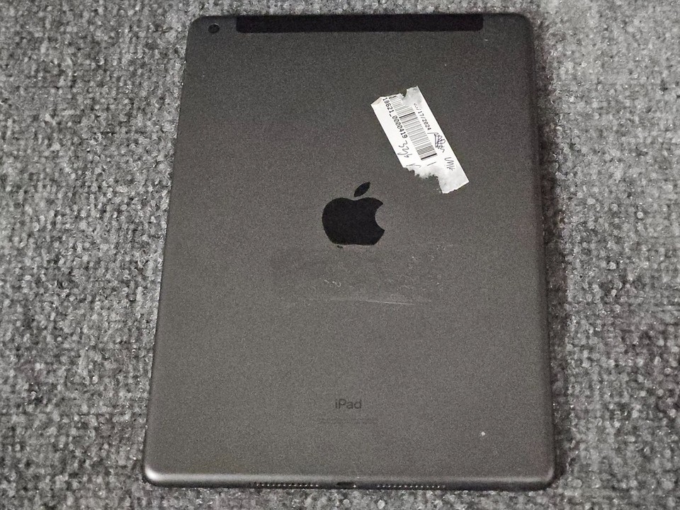 Apple iPad 7th Generation A2200 32GB Black/Space Gray 10.2" Touchscreen ...