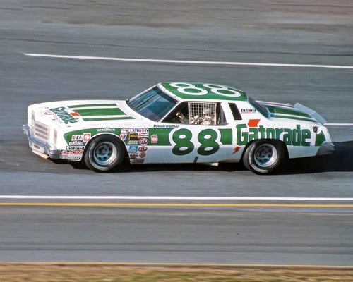 Darrell Waltrip NASCAR #88 Gatorade Monte Carlo 8"X10" Glossy Photo ...