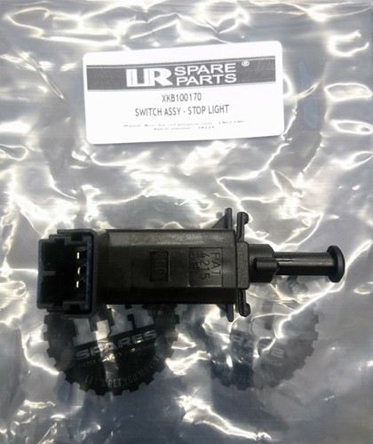 FREELANDER 1 / P38 BRAKE PEDAL LIGHT SWITCH - XKB000010 / XKB100170 ...