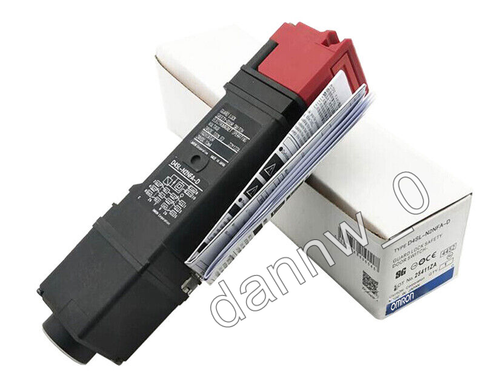 New In Box Omron D4SL-N2FFA-D PLC Module | eBay