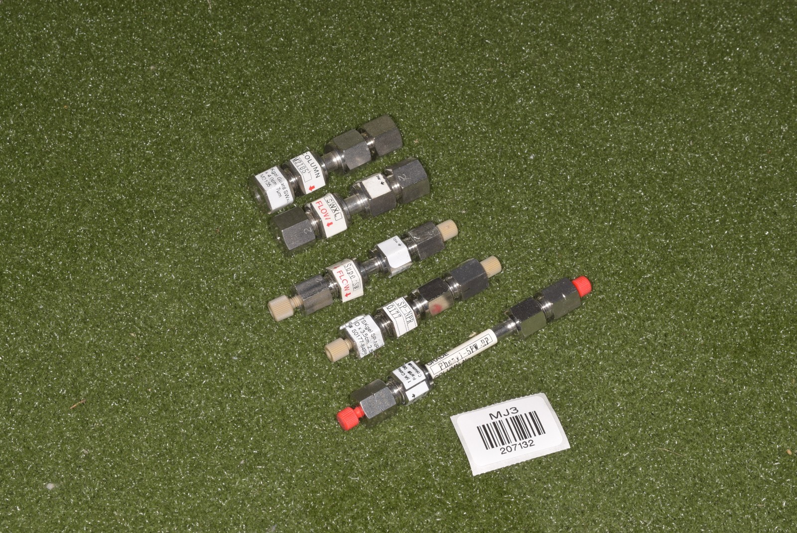 Lot of 5 TSK columns: TSKgel SPN PR, Super SW, SWXL, Phenyl-5PW RP ...