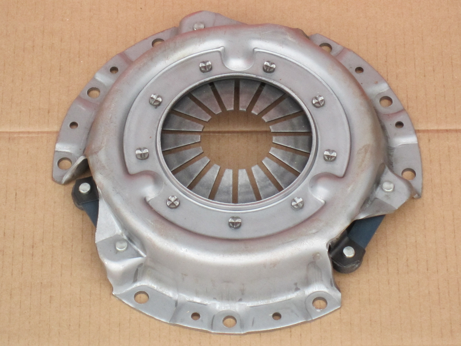 CLUTCH PRESSURE PLATE FOR NEW HOLLAND TC18 TC21 TC23DA TC24D TC24DA ...