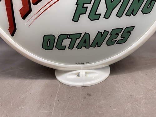 Ashland Flying Octanes Fuel Gas Pump Globe Filling Station Service Oil ...