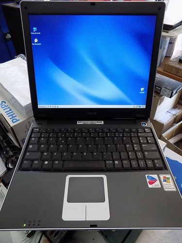 Notebook Asus M5200N 14" Intel Mobile Pentium Windows XP Pro - Vintage ...