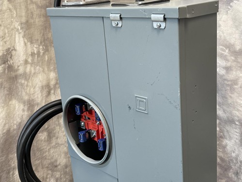 Square D SC1624M100S 100A Load Center with L1420 Plug, Receptacles and ...