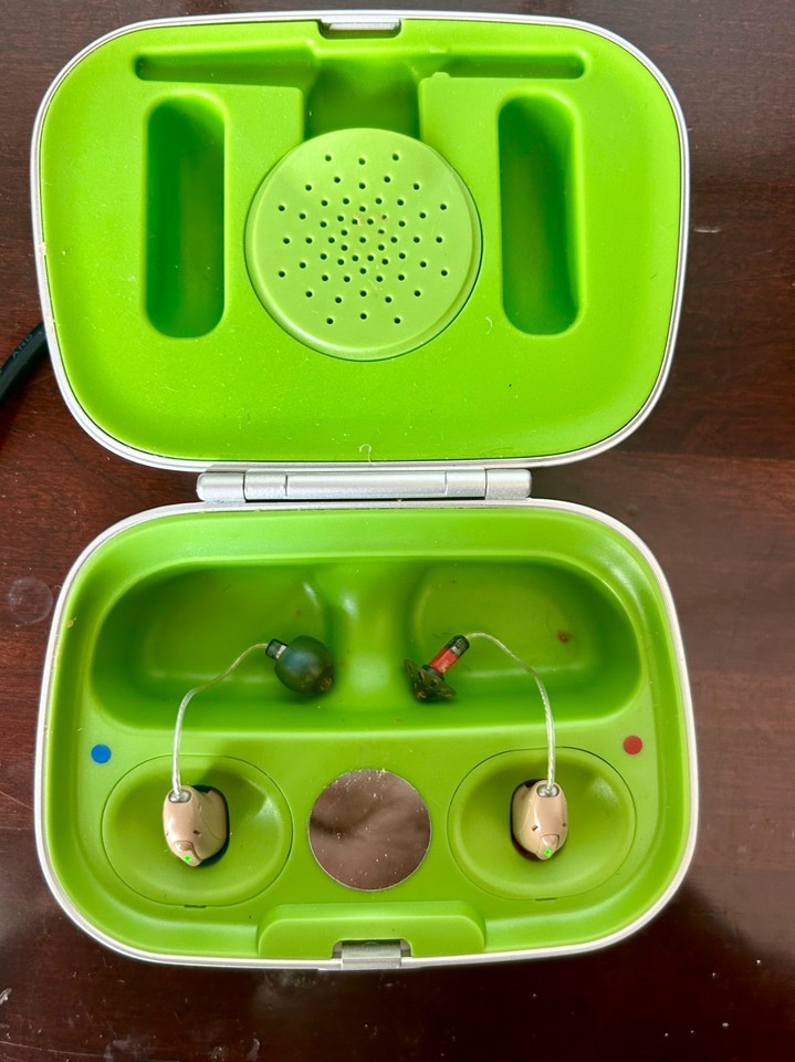 PHONAK AUDEO P50-R PAIR Rchargeable Digital Hearing Aids in original ...