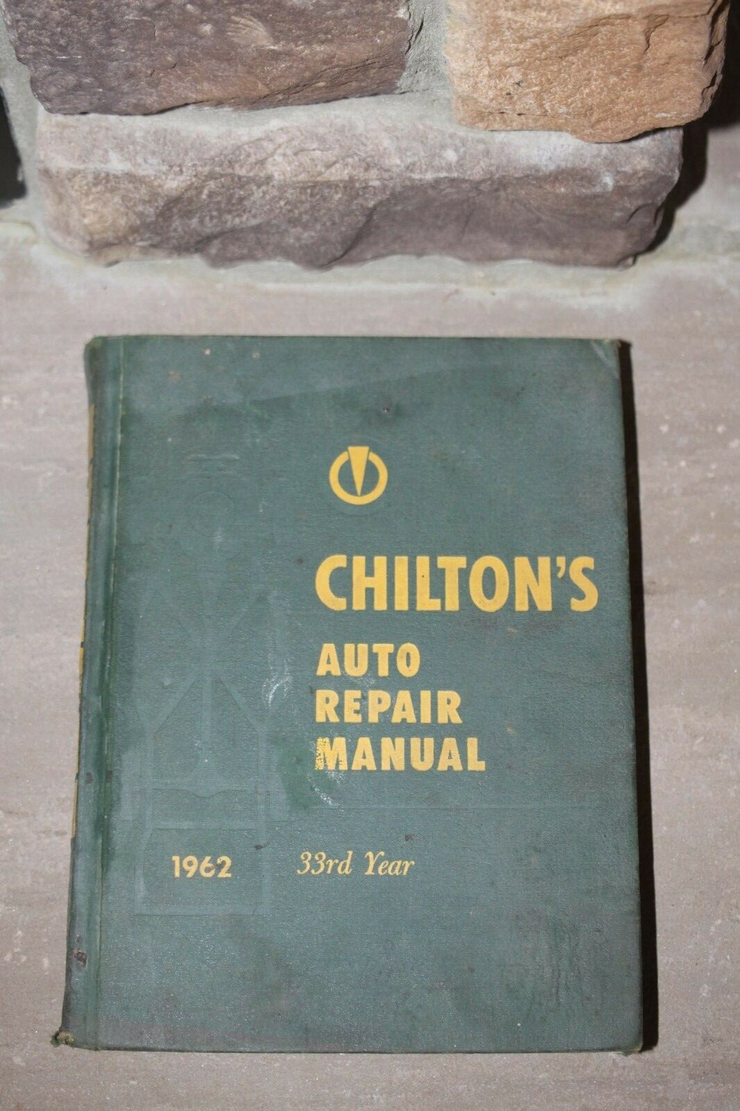 VINTAGE~ 1962 CHILTON'S AUTO REPAIR MANUAL-HARDBACK 33RD EDITION | eBay