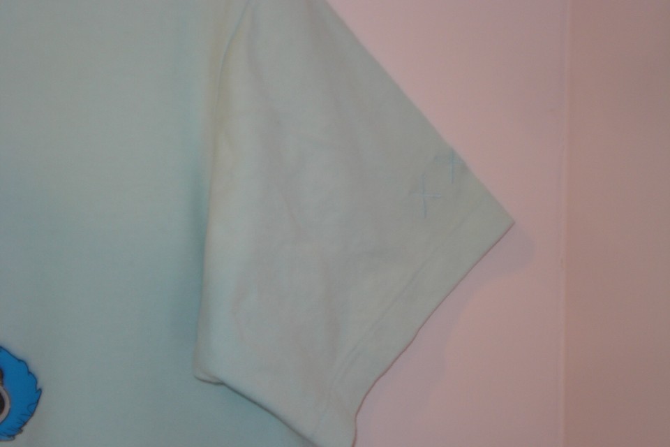 KAWS UT Uniqlo Sesame Street Elmo Cookie Monster Cotton T SHIRT LT Blue ...